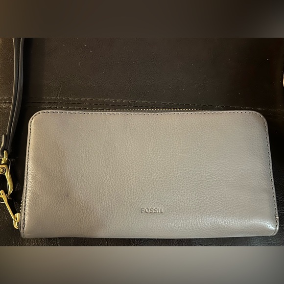 Fossil | Bags | Fossil New Gray Wallet | Poshmark